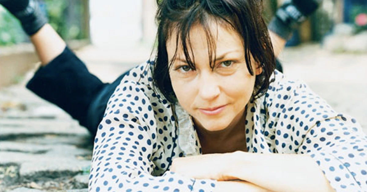 Lisa Germano Biography – From Violinist To Indie Music Icon